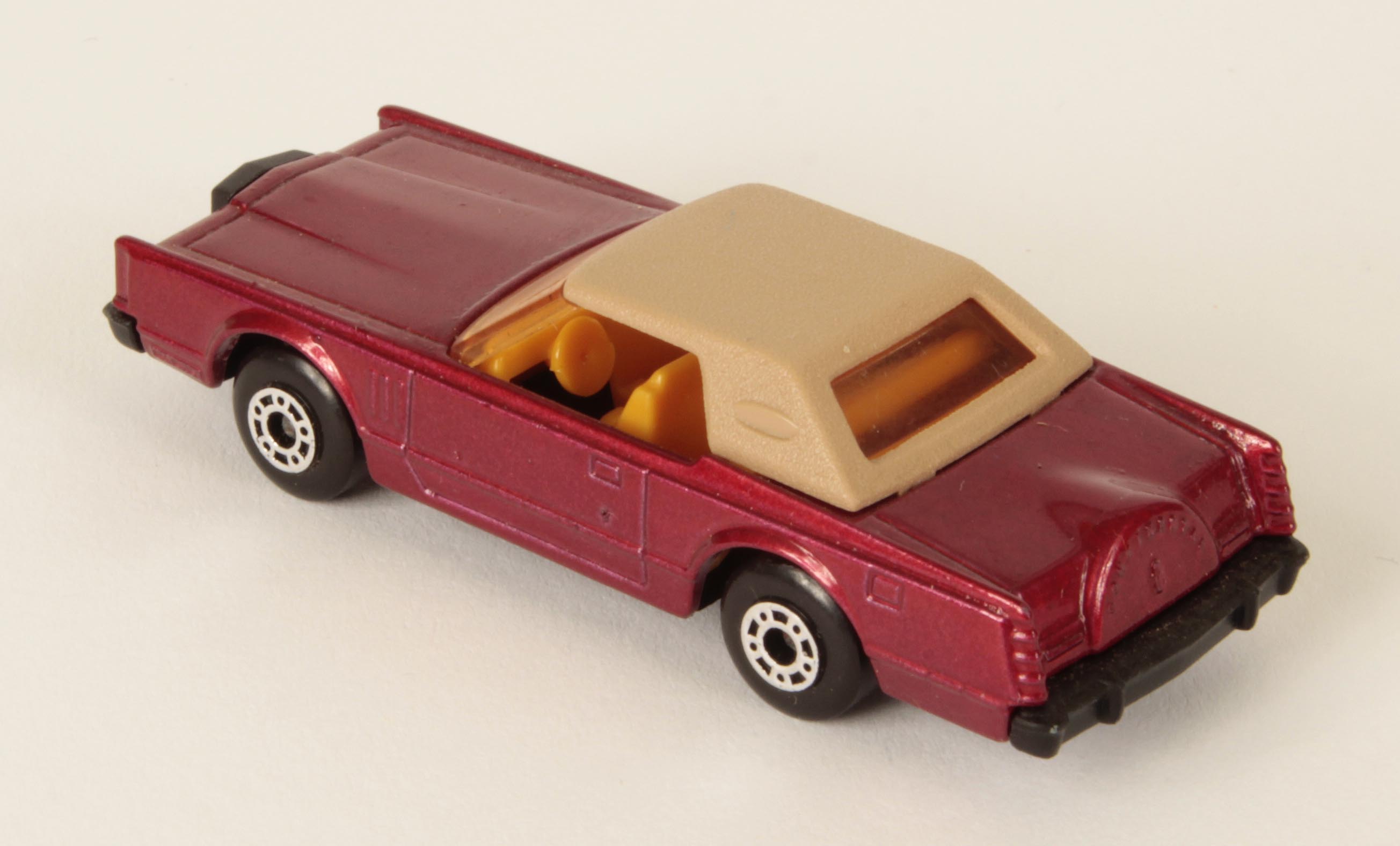 Lot 311 - Matchbox Superfast 28c Lincoln Continental
