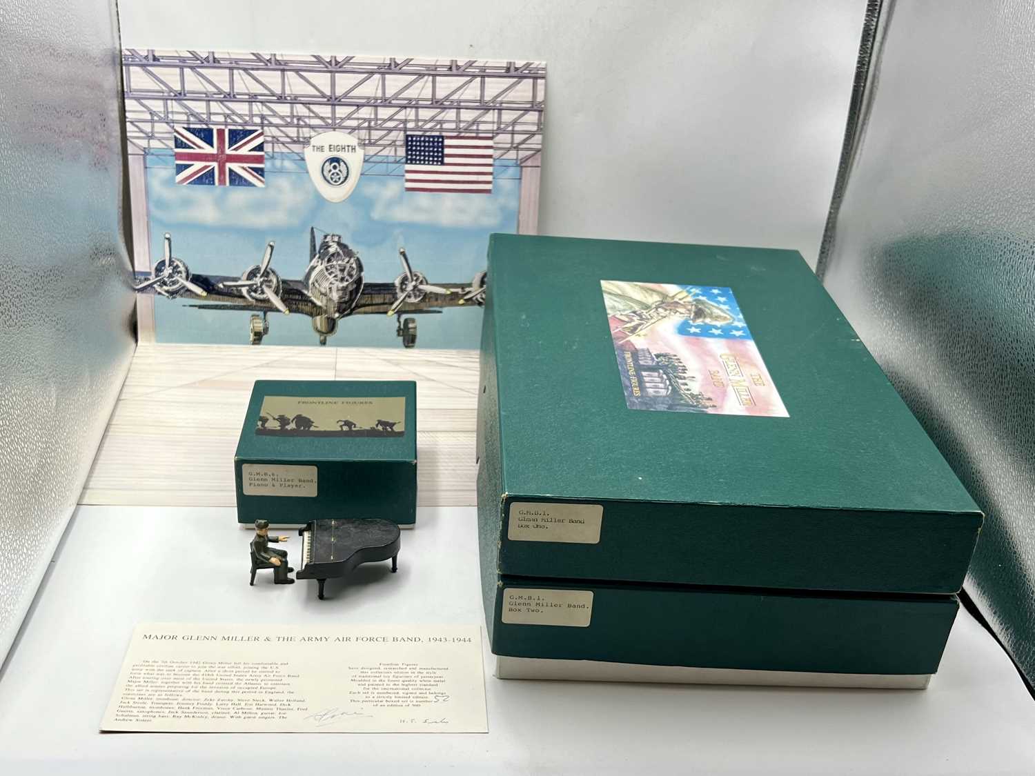 Lot 34 - Frontline Figures - Limited Edition Range