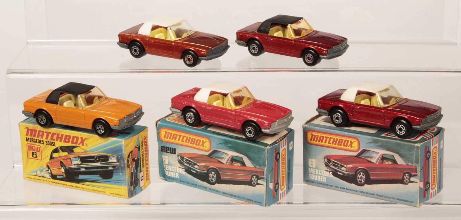 Lot 45 - Matchbox Superfast 5 x 6b Mercedes 350SL
