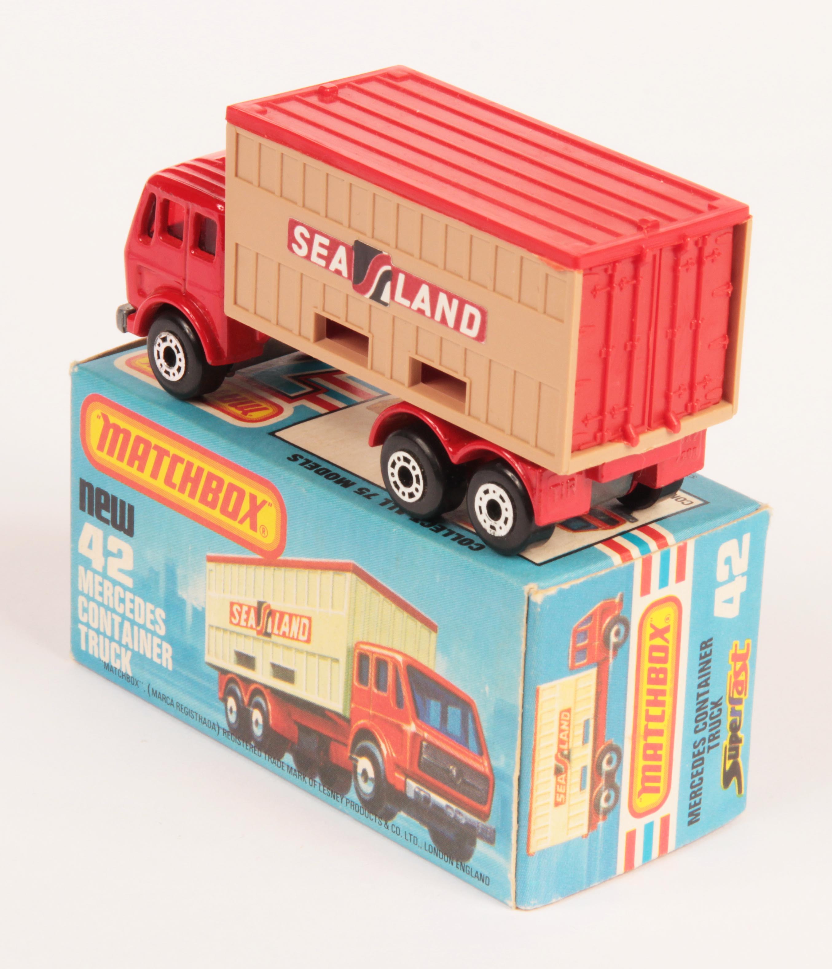 Lot 179 - Matchbox Superfast 42c Mercedes Container