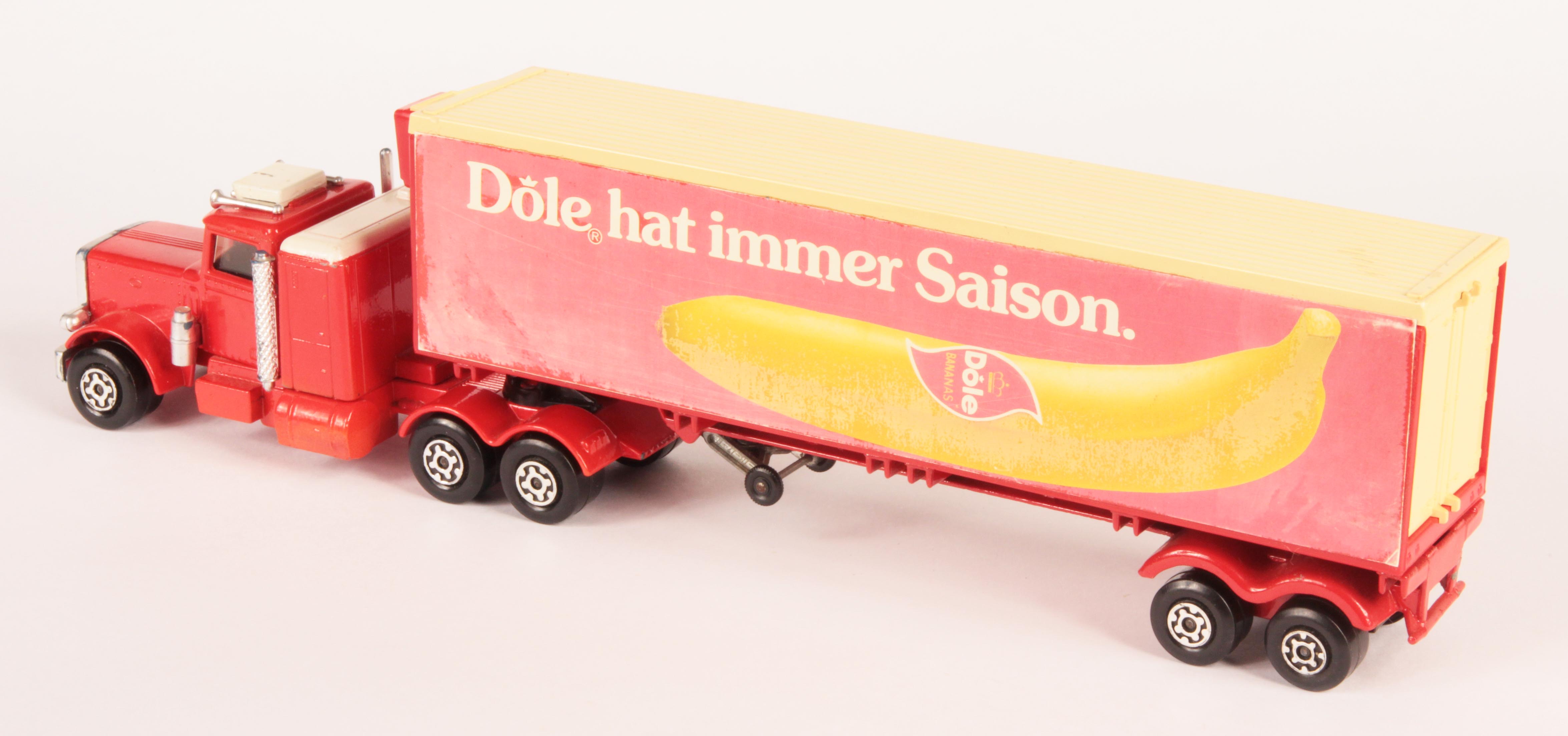 Lot 481 - Matchbox Super Kings Series Peterbilt