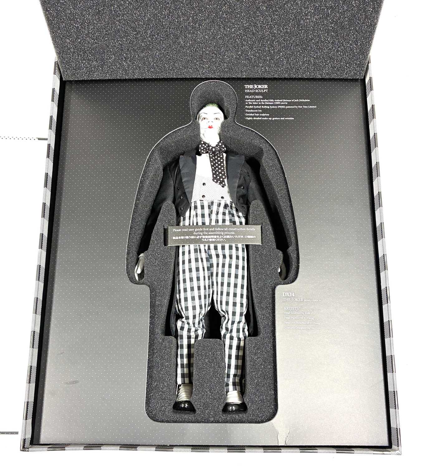 Lot 146 - Hot Toys Batman The Joker Mime Version DX14